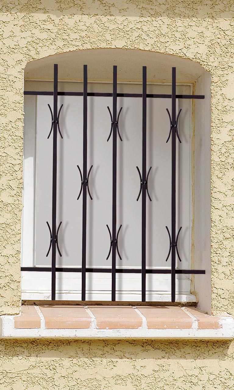 Le Ferronnier - Grille de fenêtre en fer forgé Anthony | GFANTHONY